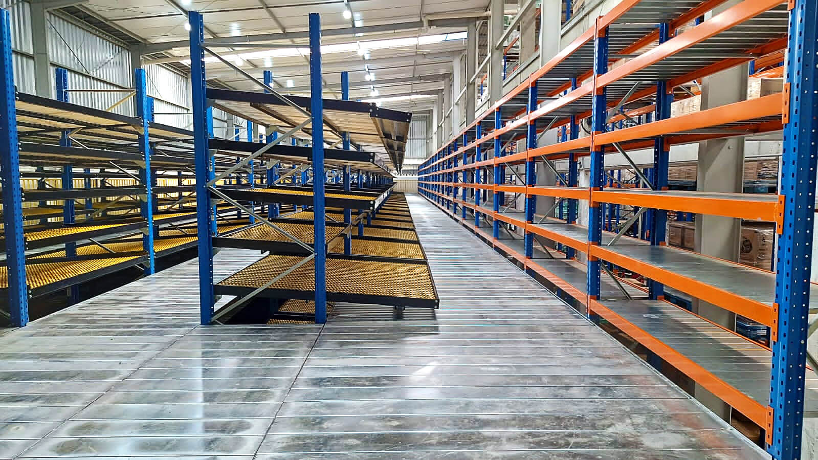 Engesystems - INTRA-LOG